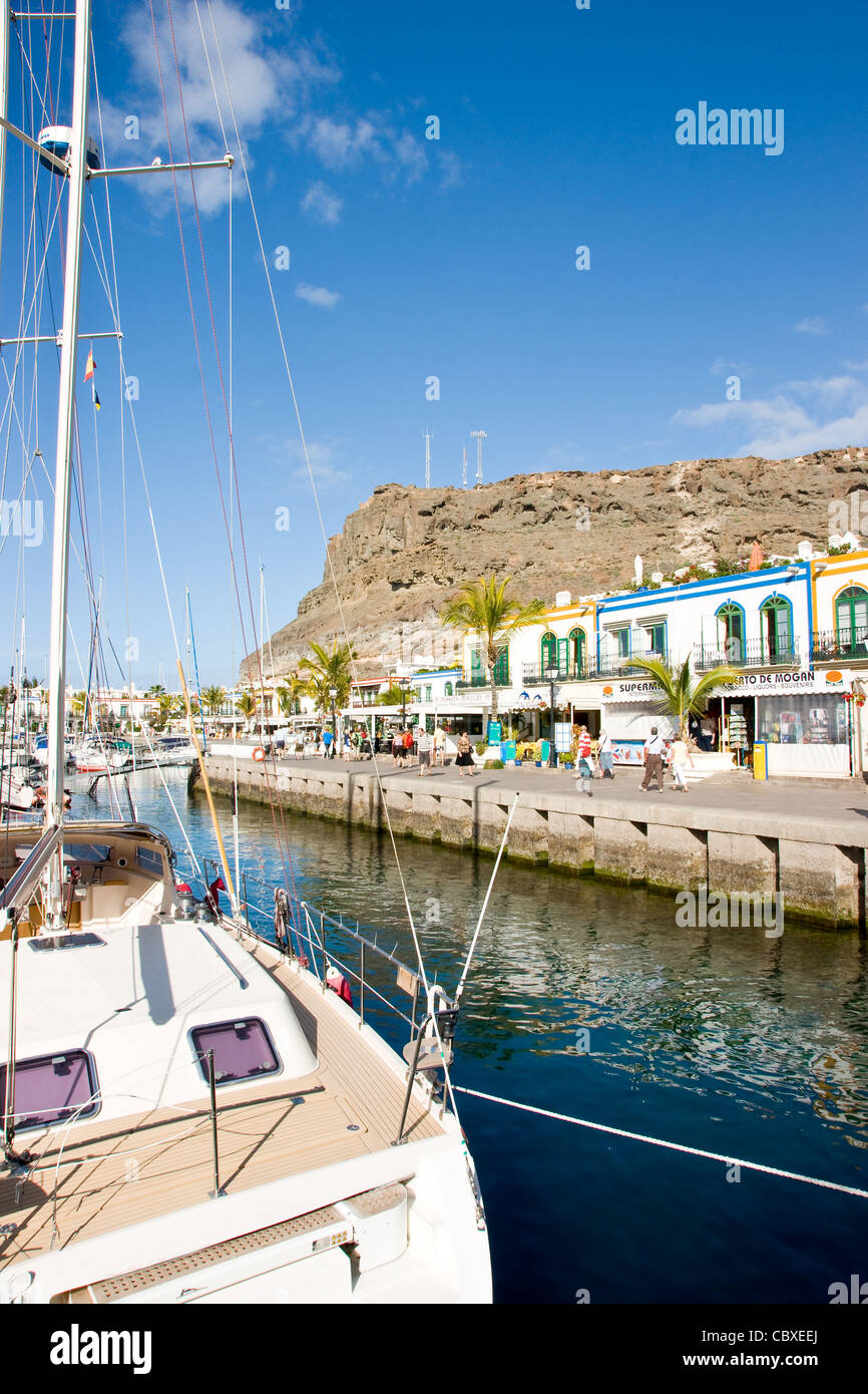 Harbour in Puerto de Mogan Stock Photo - Alamy