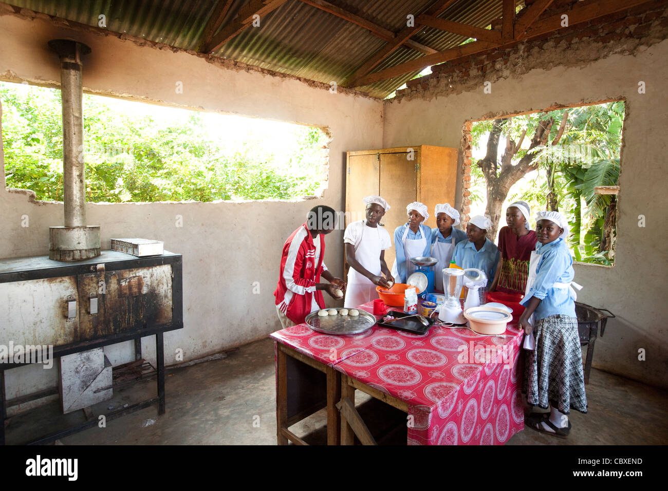 East africa cooking class hi-res stock photography and images - Alamy