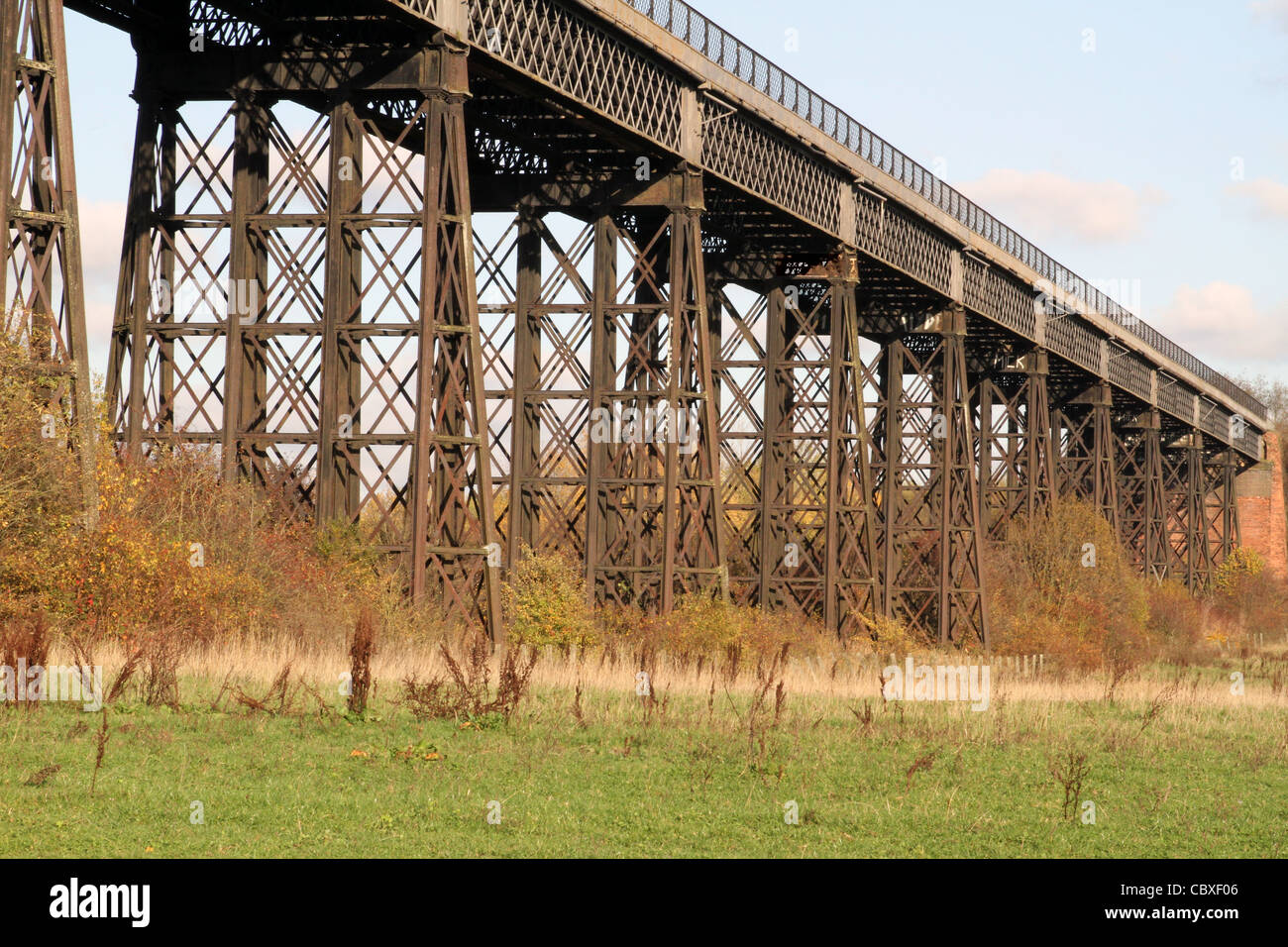 Bennerley viaduct. hi-res stock photography and images - Alamy