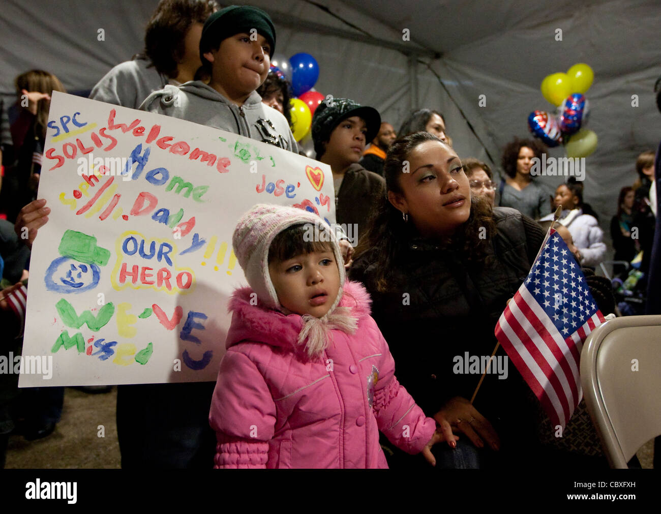 Welcome home ceremony for Iraq war veterans returning from duty to Fort ...