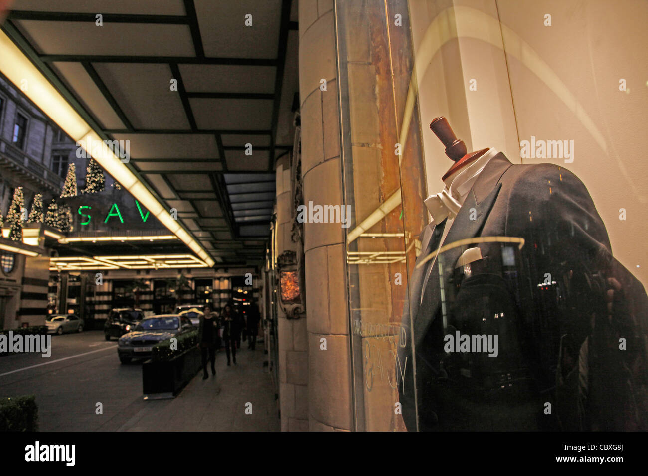 Refurbished shop london hi-res stock photography and images - Alamy