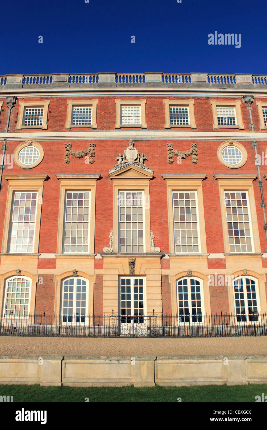 Hampton Court Palace, Molesey Surrey England UK Stock Photo - Alamy