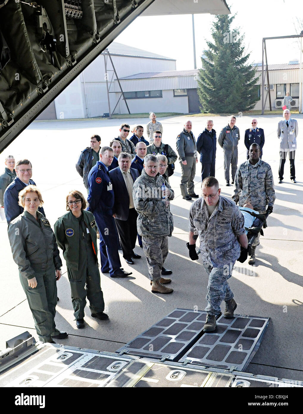 86th aeromedical evacuation squadron hi-res stock photography and ...