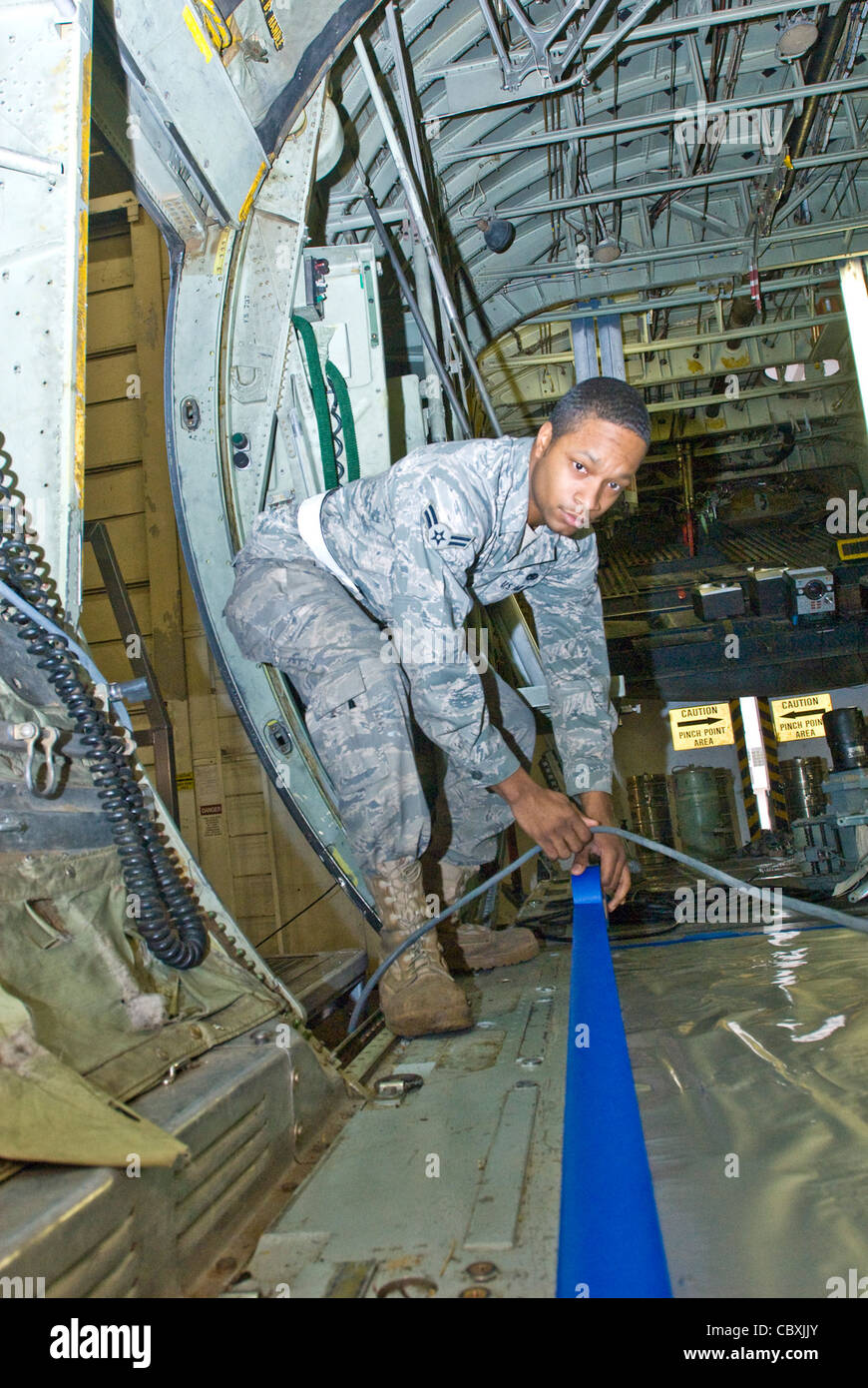 Aircraft structural maintenance journeyman hi-res stock photography and ...