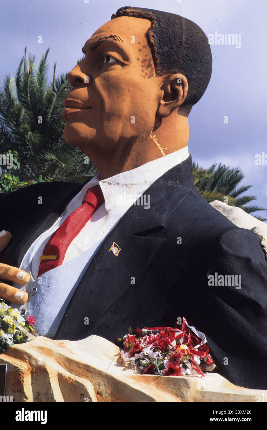 Statue of VC Bird, St John's, Antigua Stock Photo - Alamy