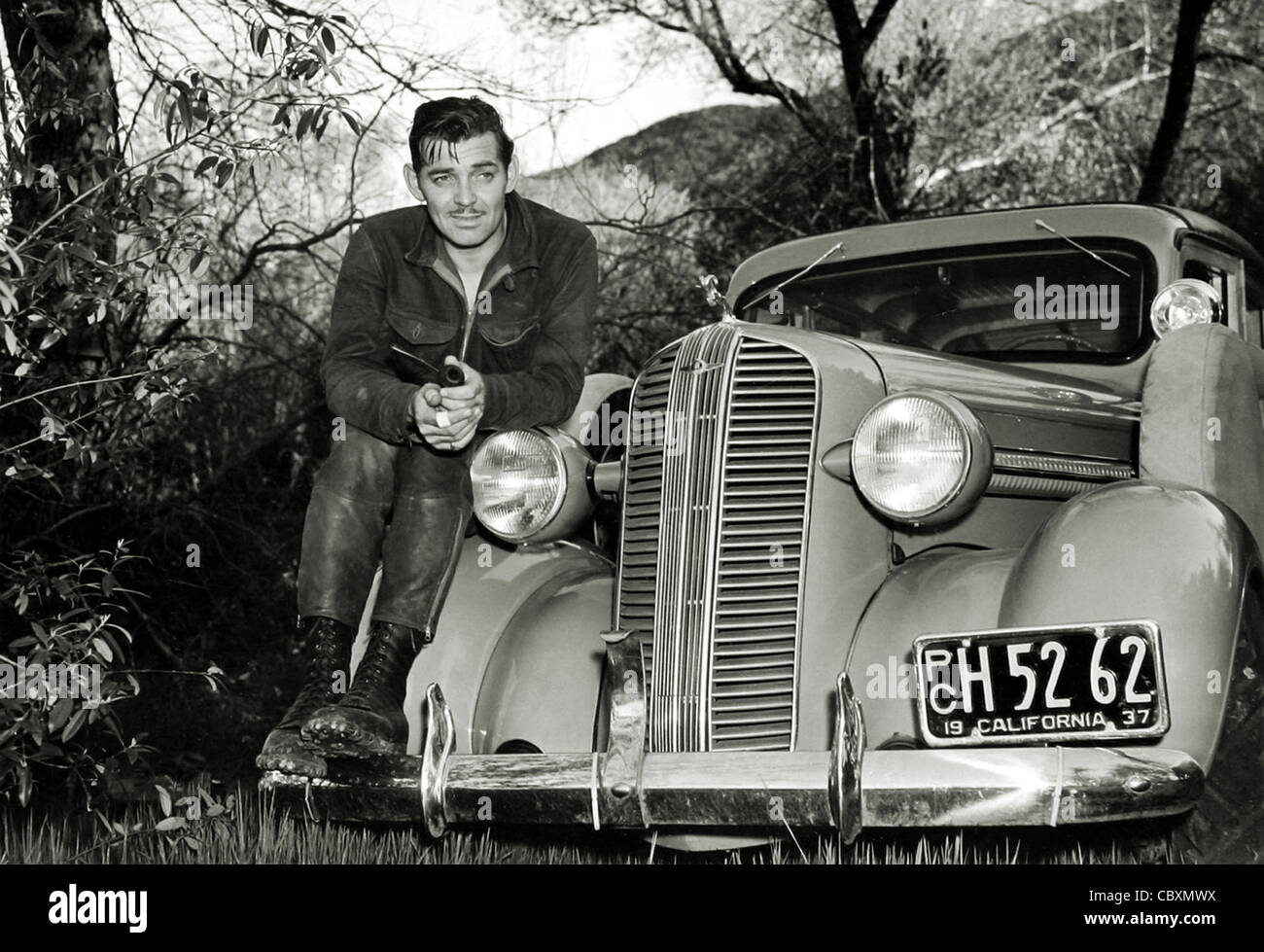 William Clark Gable (February 1, 1901 – November 16, 1960) American ...