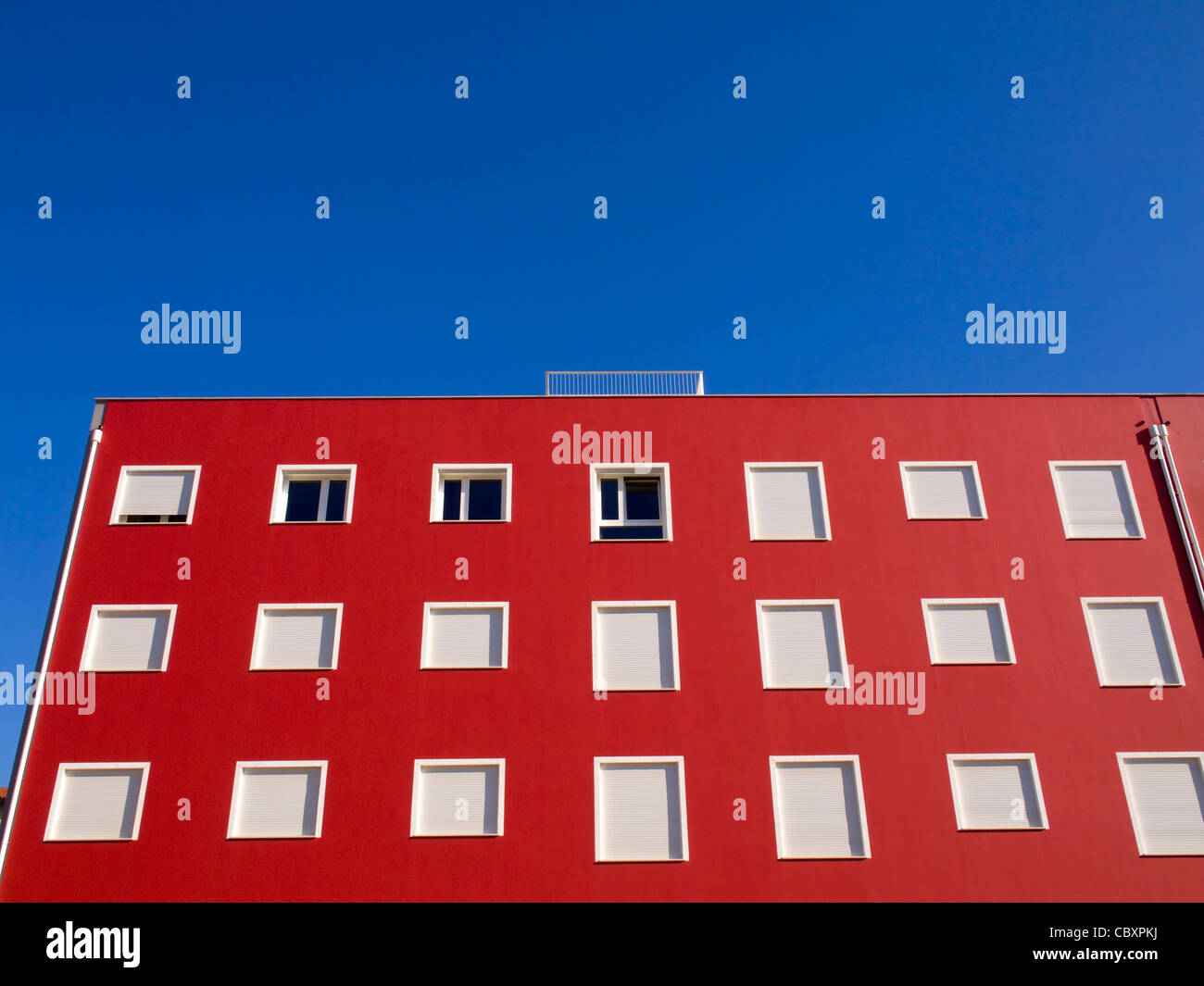 Colourful modern building hi-res stock photography and images - Alamy