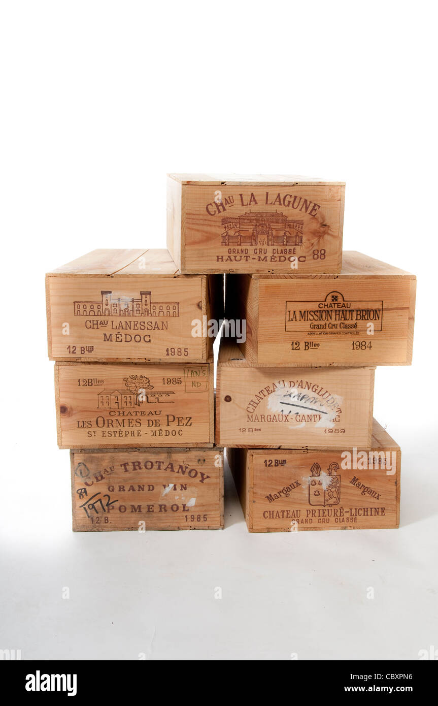 Wine boxes hi-res stock photography and images - Alamy