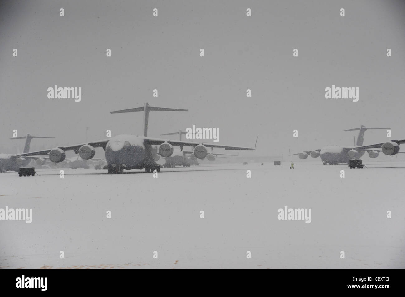 Boeing flightline hi-res stock photography and images - Alamy