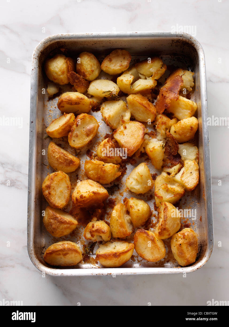 Roast potatoes vegetarian accompaniment hi-res stock photography and ...