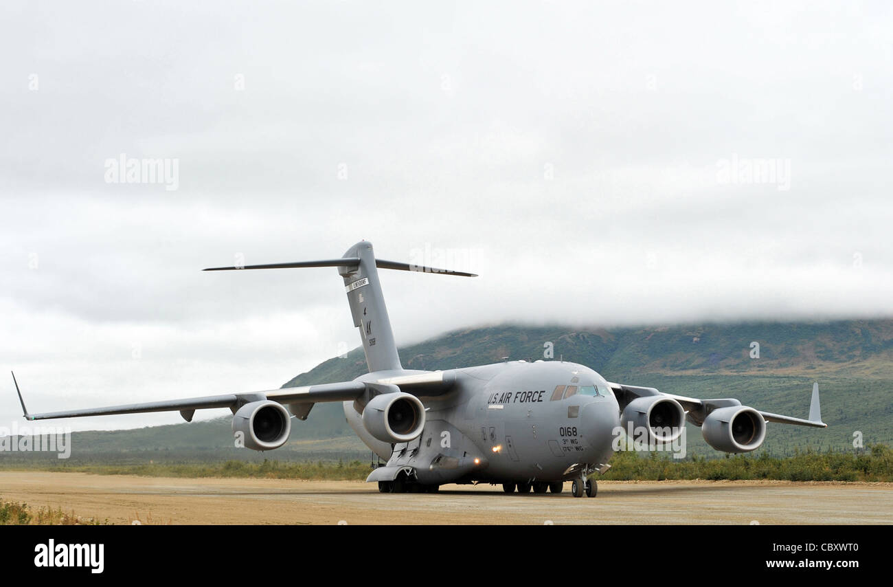 17th airlift squadron hi-res stock photography and images - Alamy