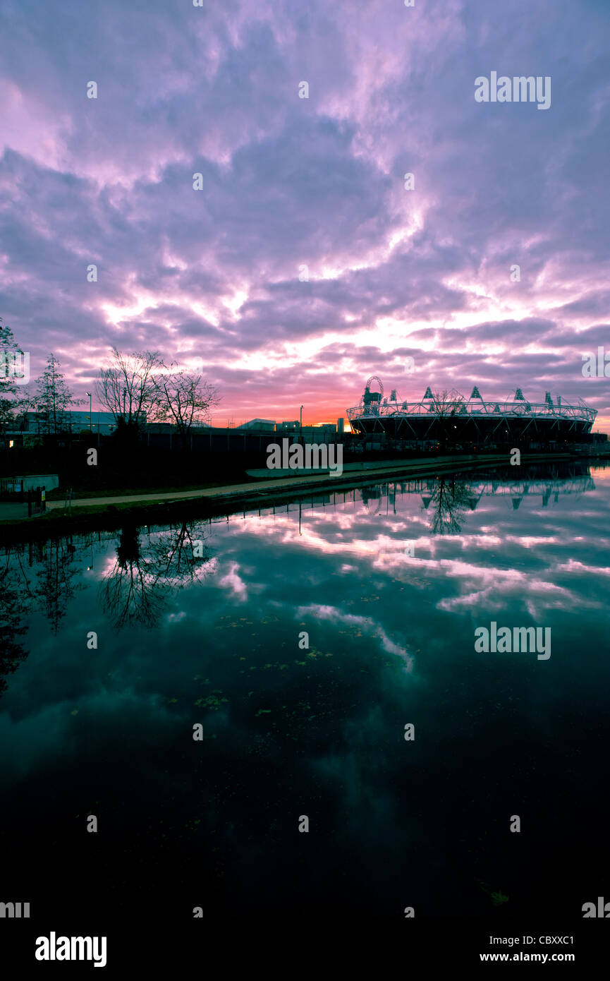 Hackney wick stadium hi-res stock photography and images - Alamy