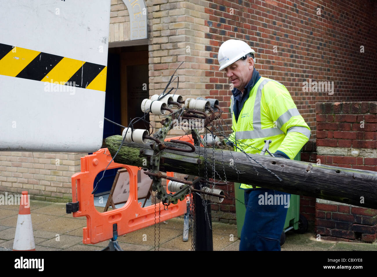Telephone engineer pole work hi-res stock photography and images - Alamy