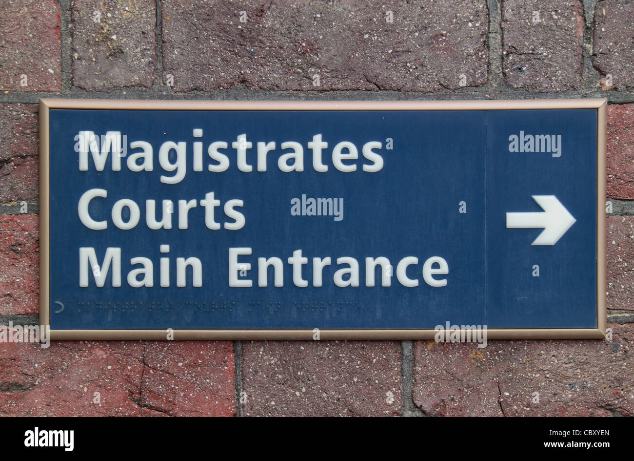 Magistrates court sign hi-res stock photography and images - Alamy