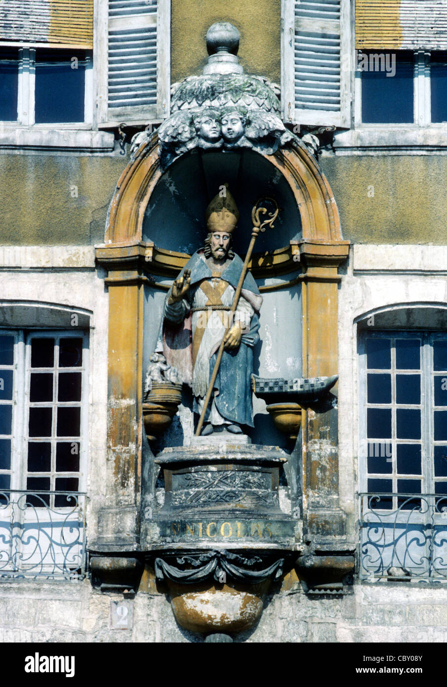 Statue of st nicolas nicholas french architecture statues hi-res stock ...