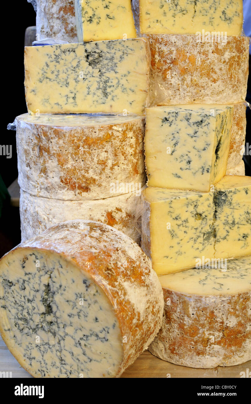 Blue cheese stilton hi-res stock photography and images - Alamy