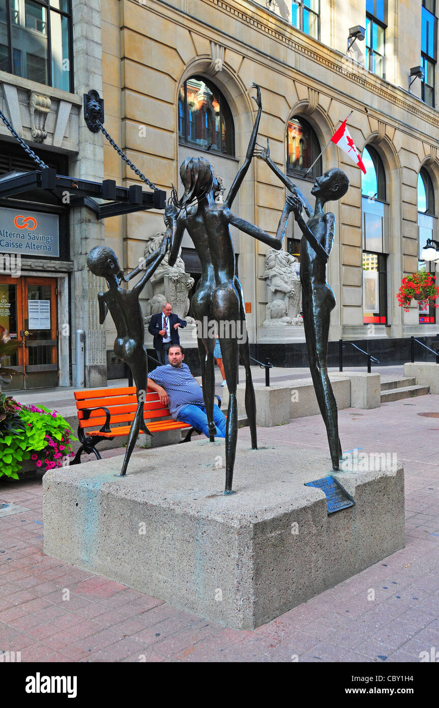 Sculpture "Joy" by Bruce Garner 1970 Ottawa Stock Photo - Alamy