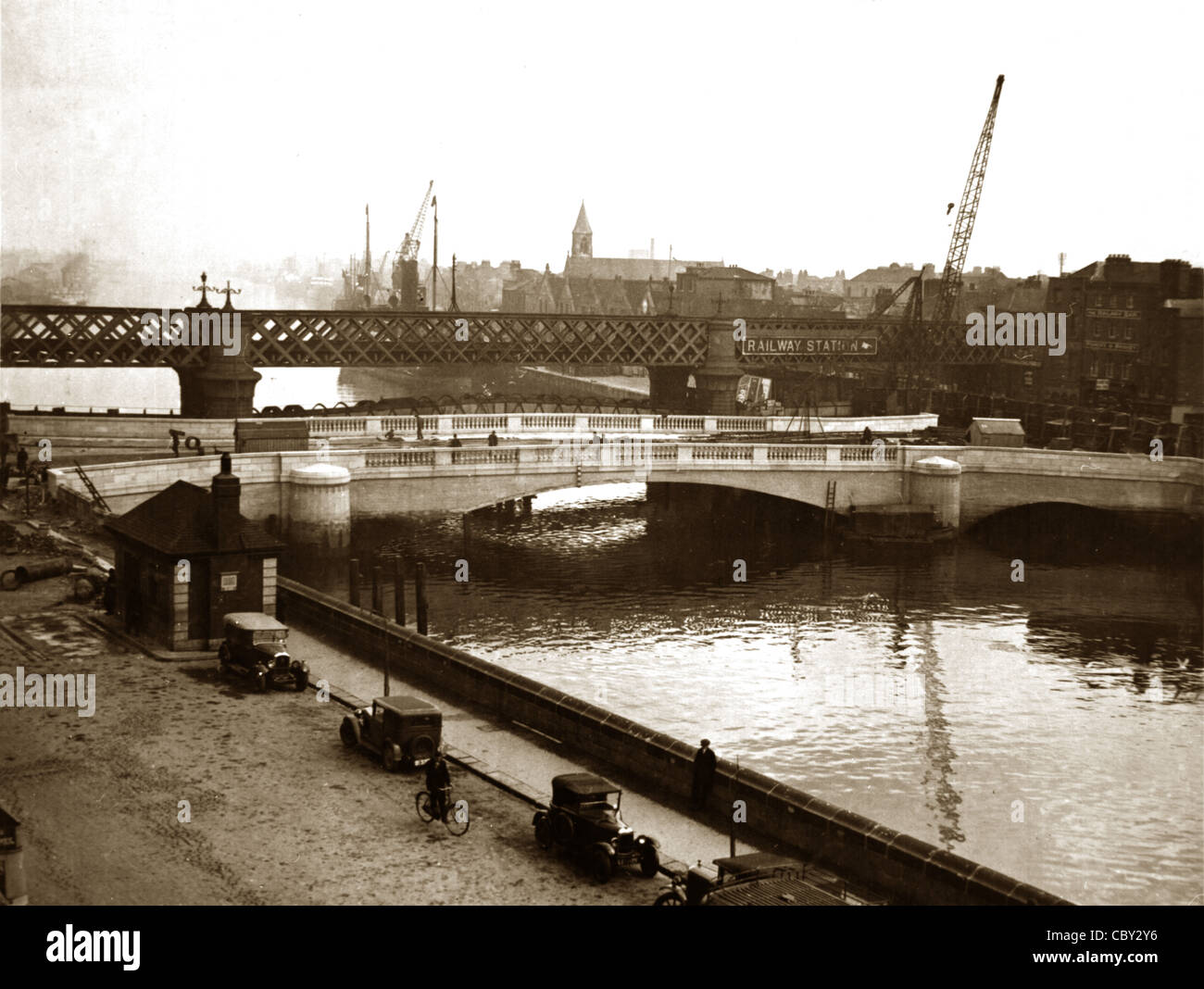 Loop Line Bridge, River Liffey, Dublin c 1910 Stock Photo - Alamy