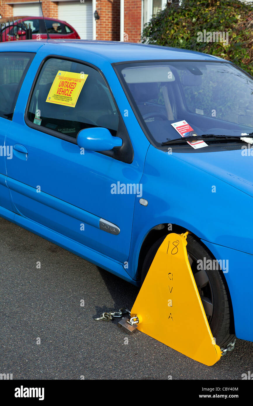 Untaxed vehicle dvla sticker hi-res stock photography and images - Alamy