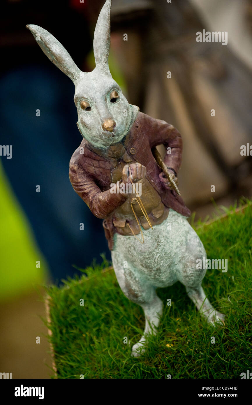 Alice in wonderland white rabbit watch hi-res stock photography and ...