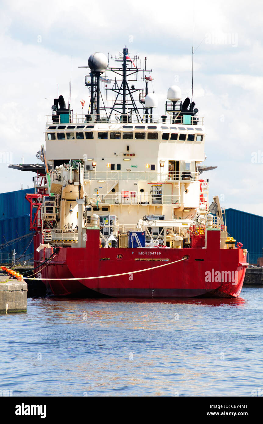 Leith harbour,Home To North Sea oil Vessels,Rigs,Manufacturing,Bonded ...