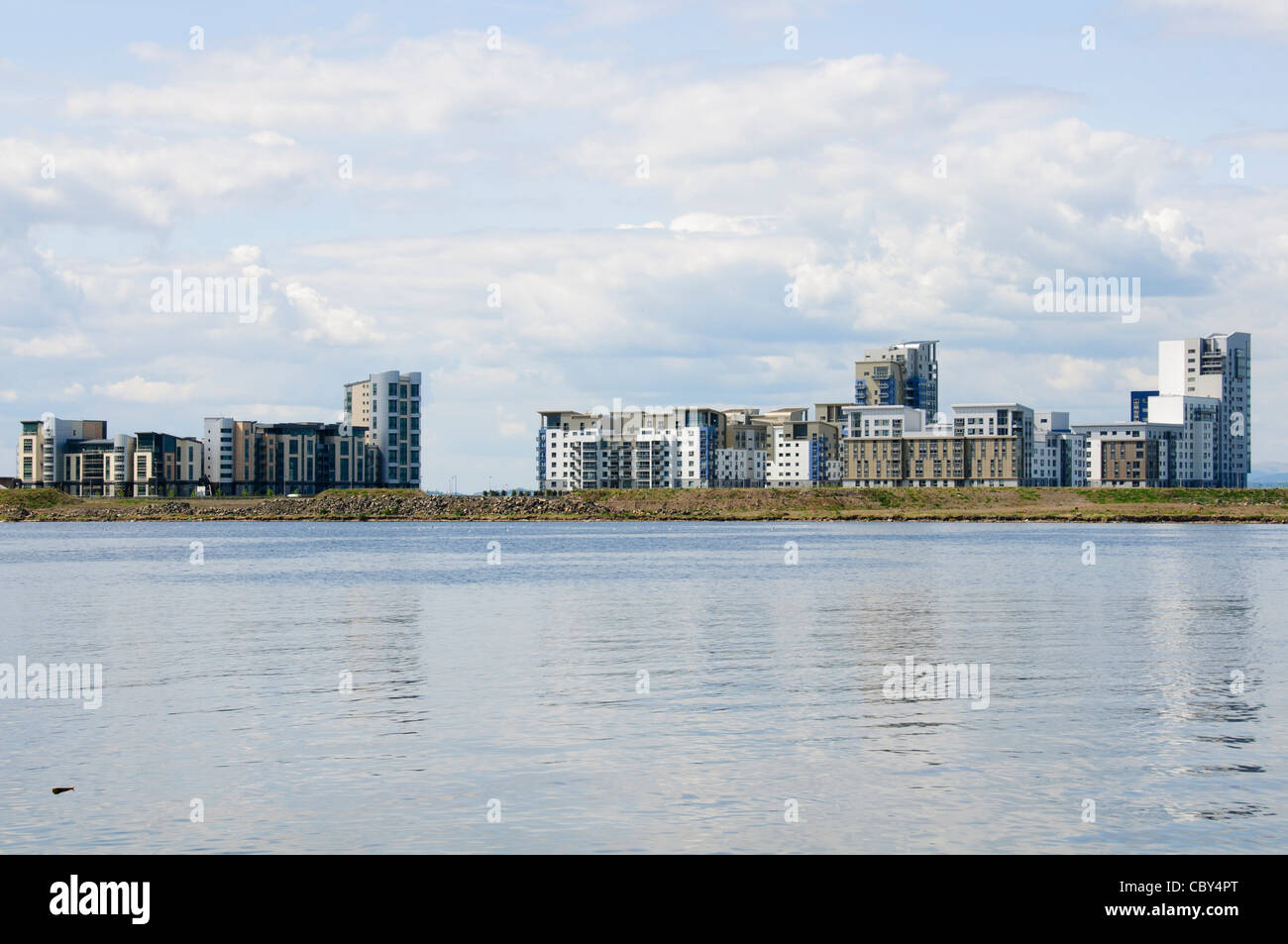Leith harbour,Home To North Sea oil Vessels,Rigs,Manufacturing,Bonded ...