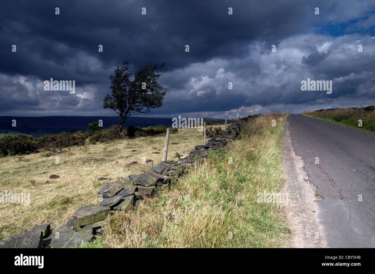 high-Bradfield Yorkshire the bad weather Gloom on the Yorkshire moos ...