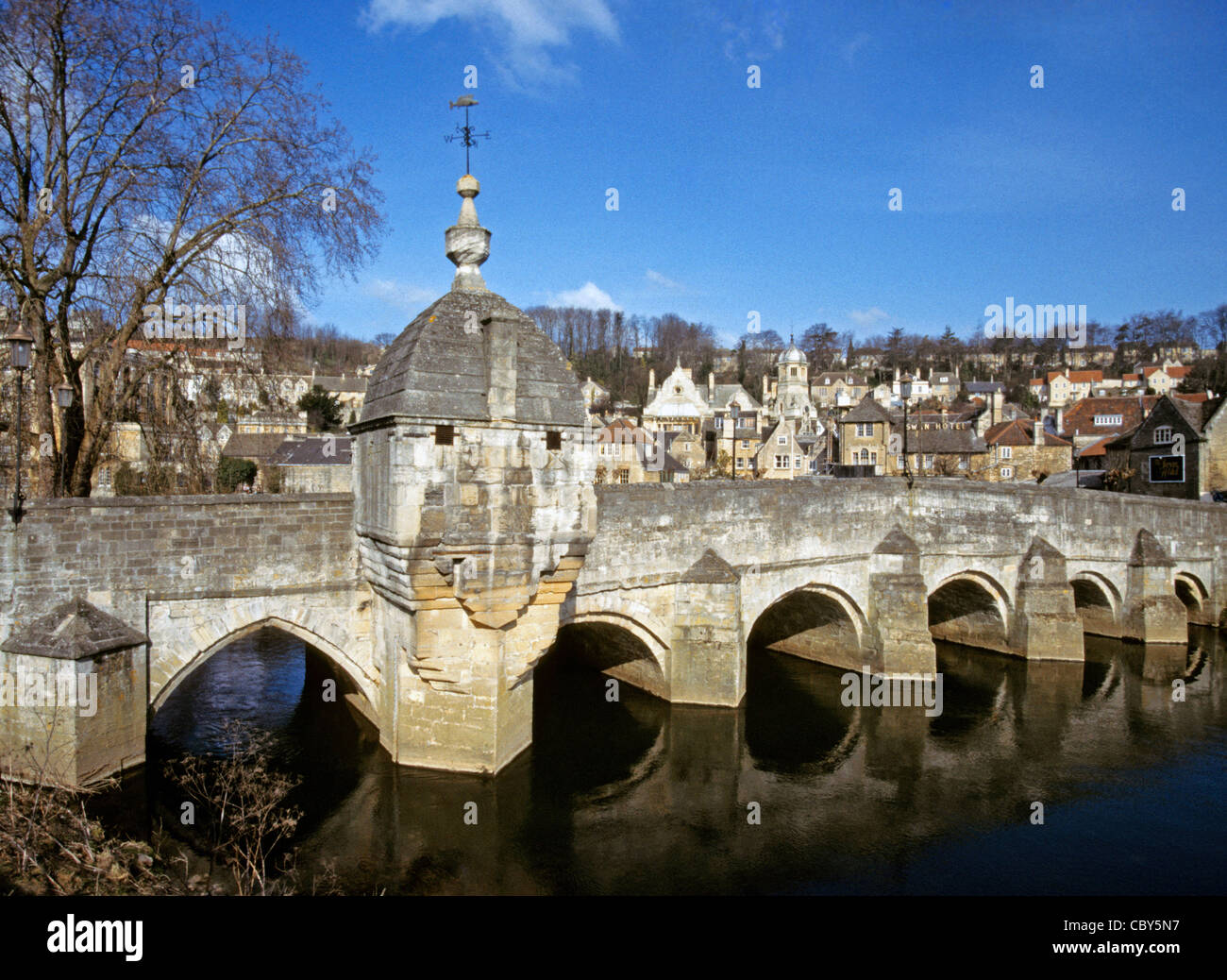 River Avon bridge, Bradford upon Avon, Wiltshire, UK Stock Photo - Alamy