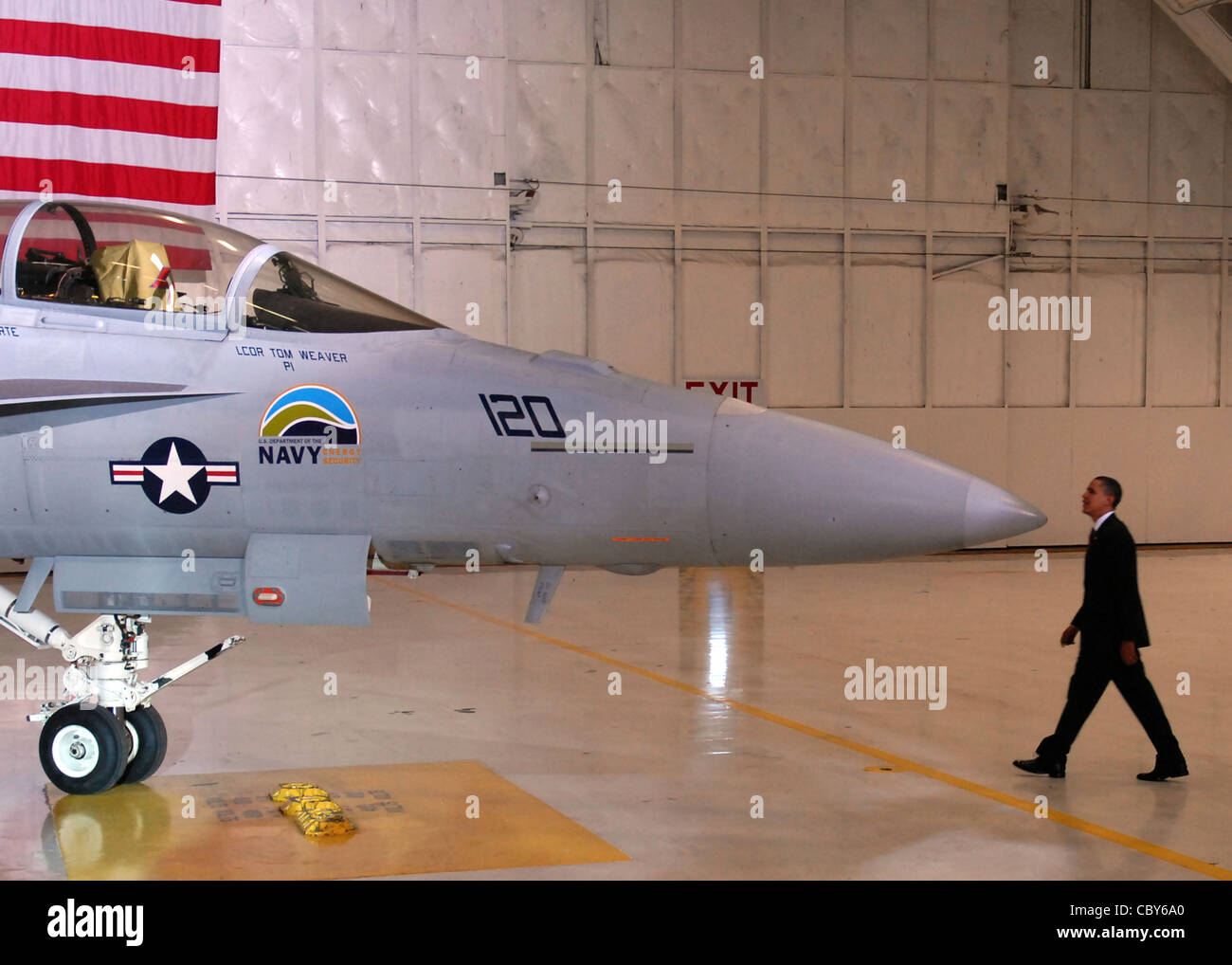 With the navys f a 18 green hornet hi-res stock photography and images ...