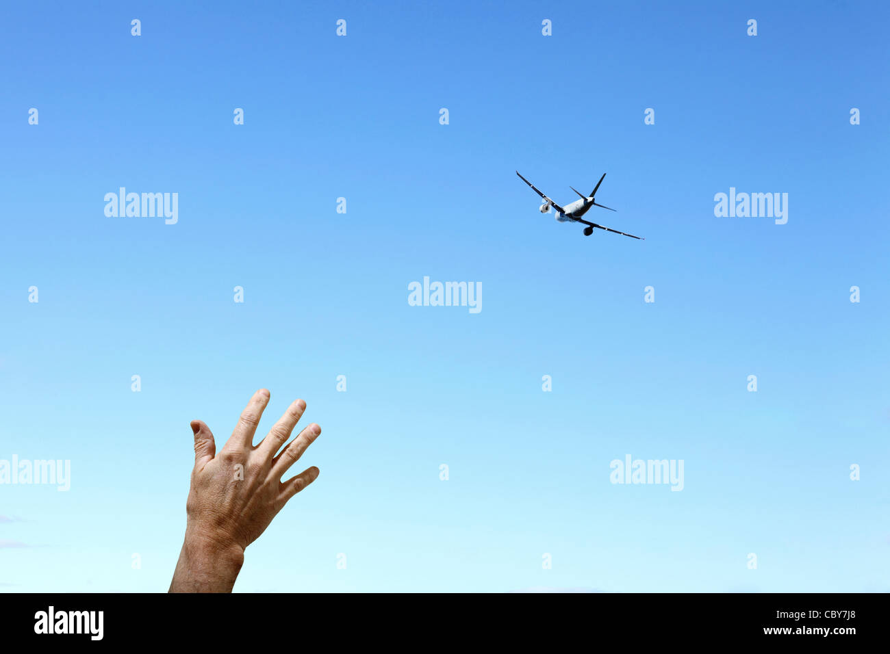 Waving at airplane hi-res stock photography and images - Alamy