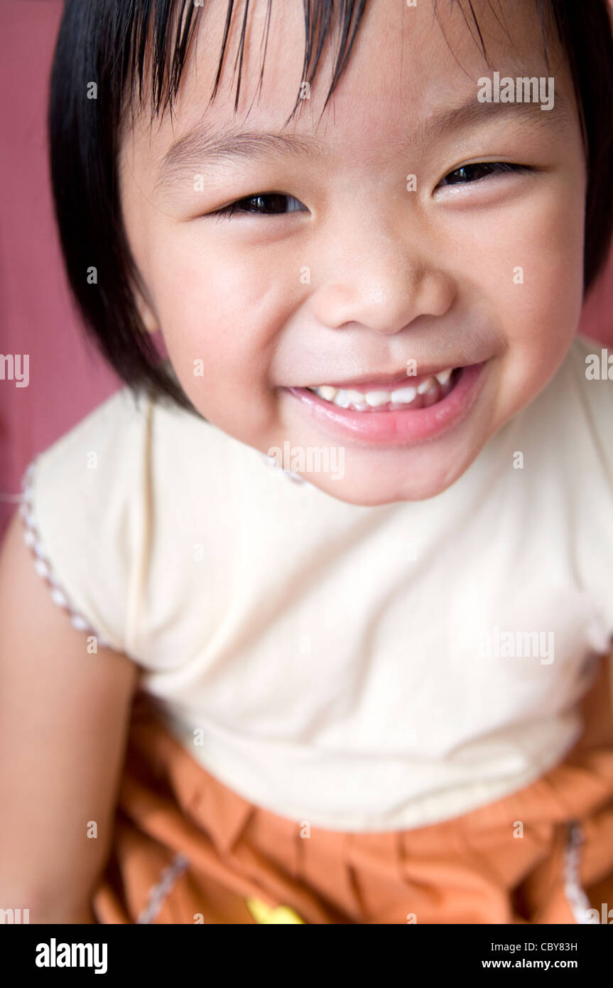 Happy 5 years old Asian girl Stock Photo - Alamy