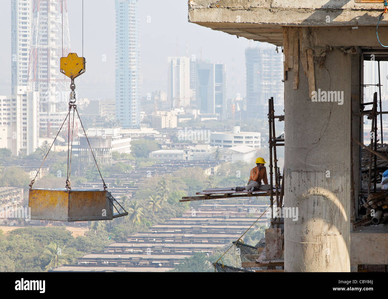 High rise construction worker hi-res stock photography and images - Alamy
