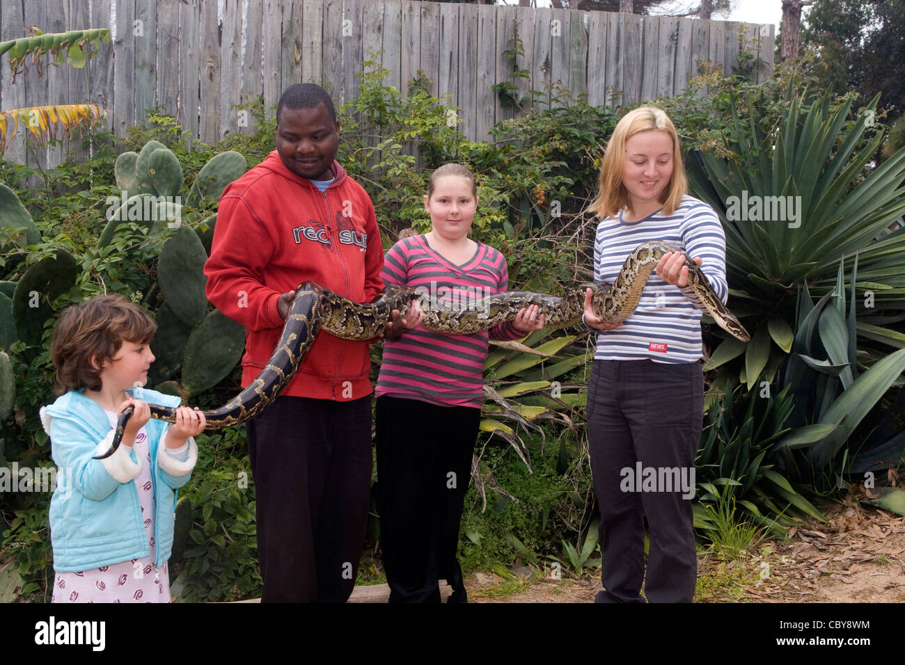 Snake zoo hi-res stock photography and images - Alamy