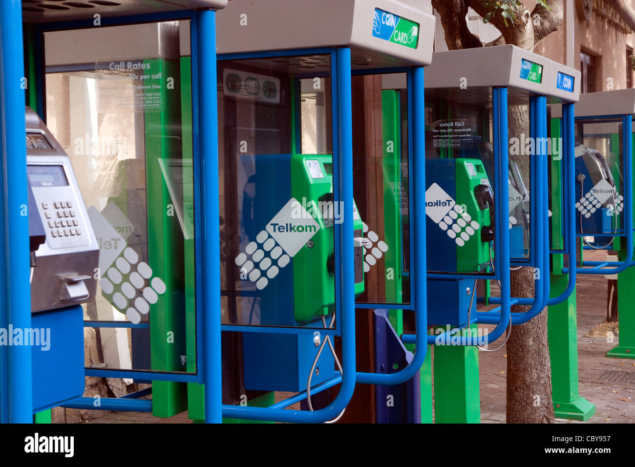 Public telephone boxes hi-res stock photography and images - Alamy