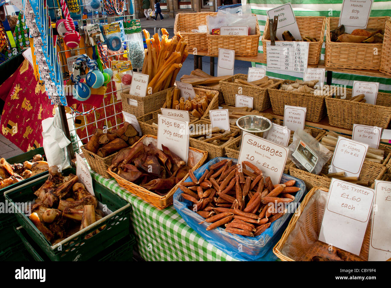 Pet stall hi-res stock photography and images - Alamy