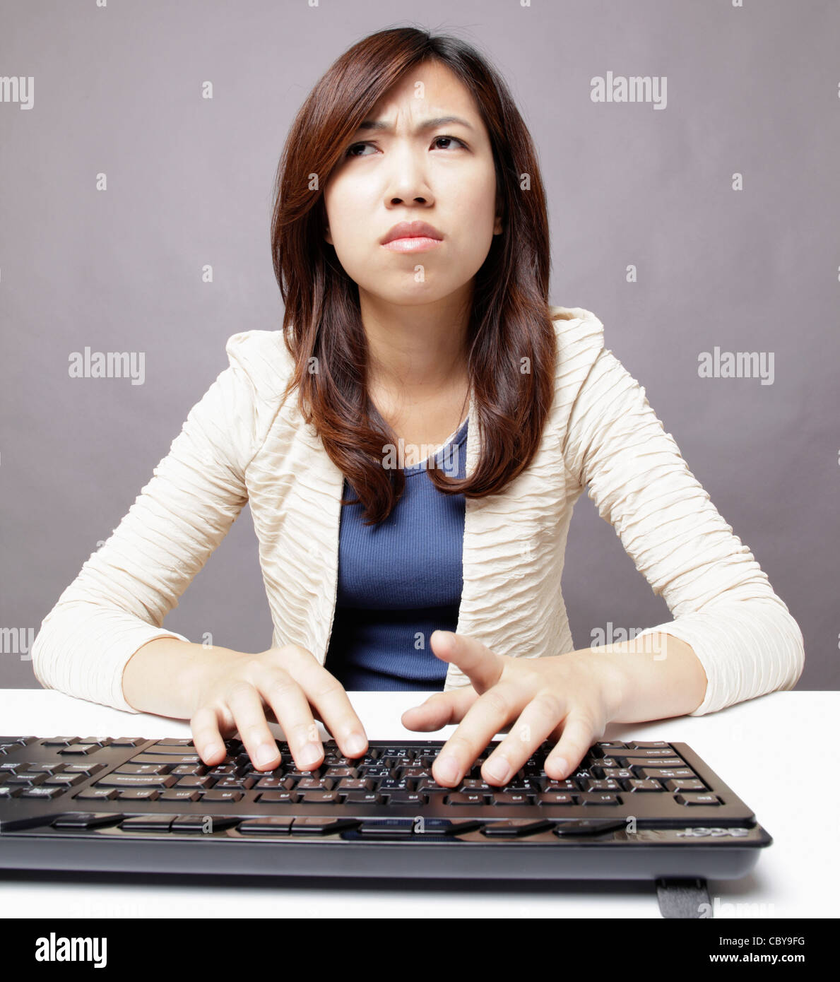Office lady uses notebook computer Stock Photo - Alamy