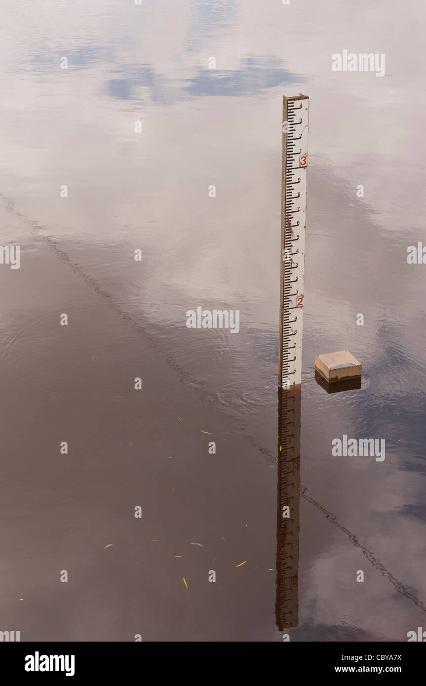 Flood water marker hi-res stock photography and images - Alamy