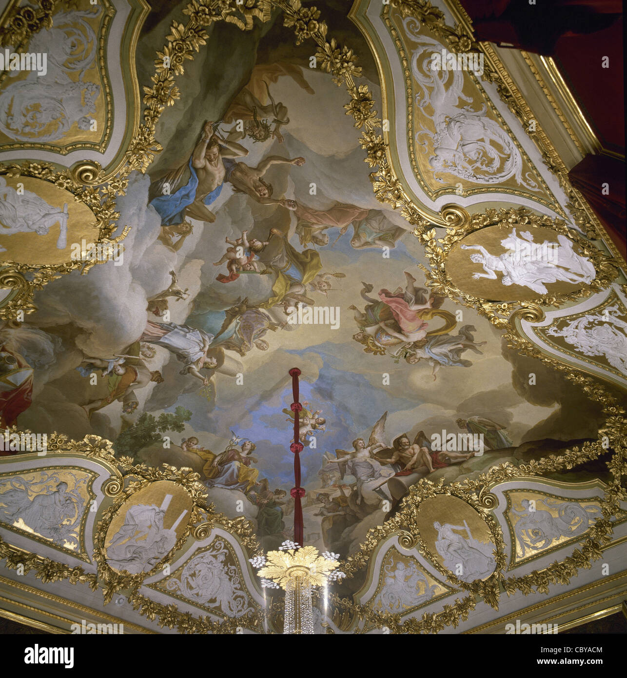 Gilt ceiling hi-res stock photography and images - Alamy