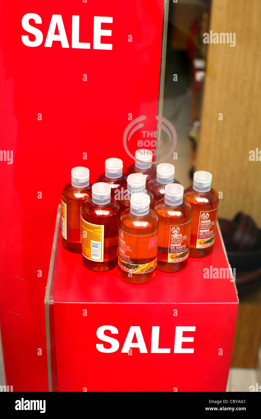 Body shop sale window Stock Photo - Alamy