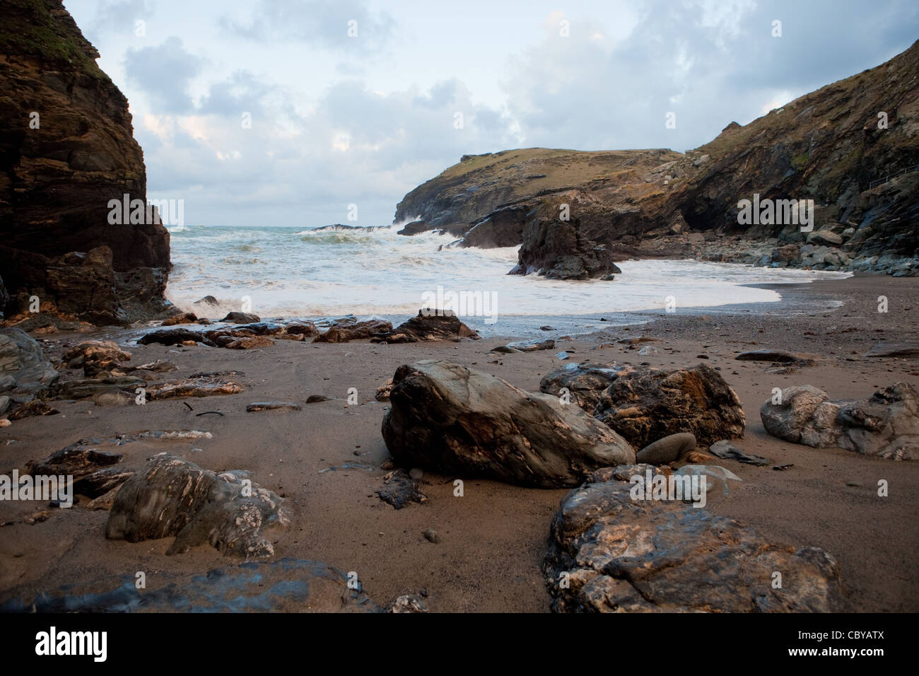 Tintagel beach hi-res stock photography and images - Alamy