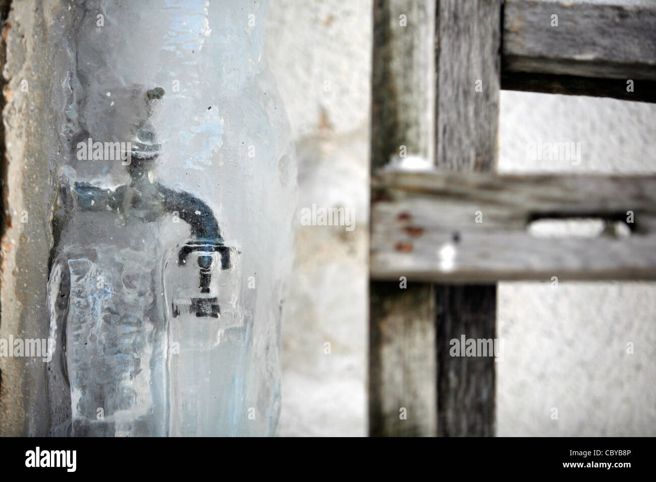 Frozen faucet hi-res stock photography and images - Alamy