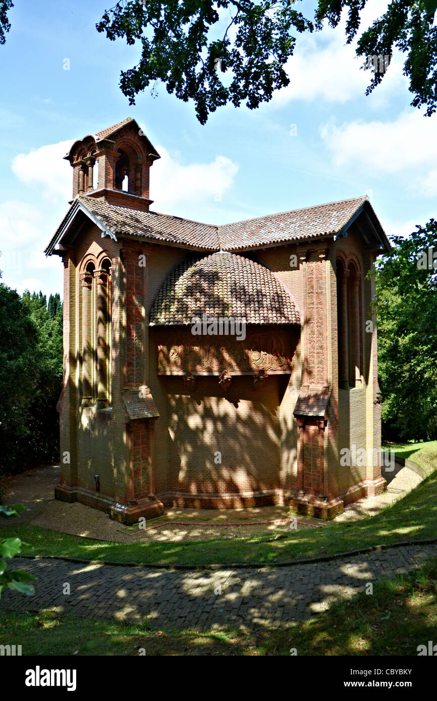 Watts chapel compton surrey arts hi-res stock photography and images ...