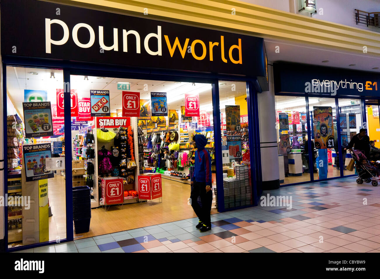 Poundworld High Resolution Stock Photography and Images - Alamy