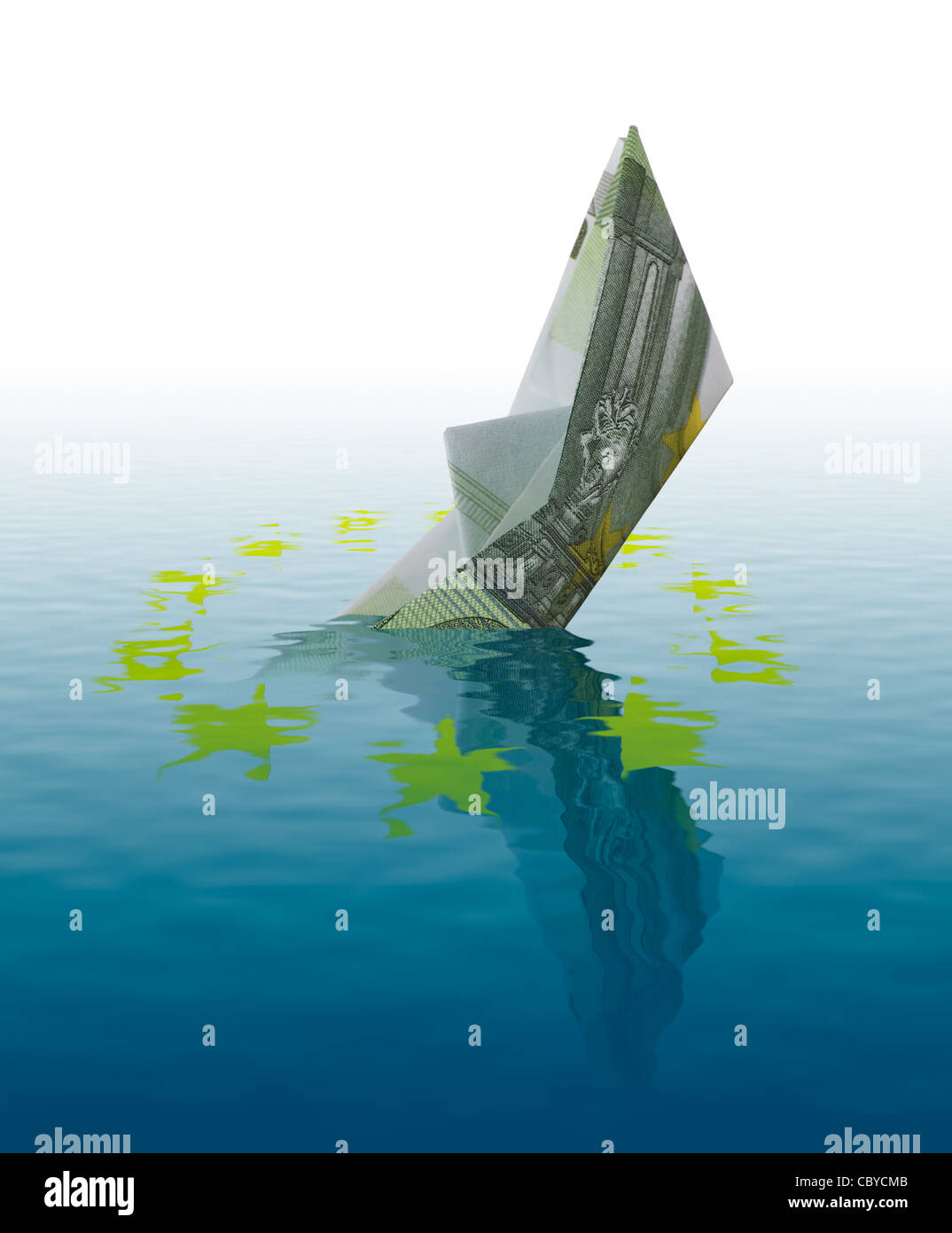 Sinking ship concept hi-res stock photography and images - Alamy
