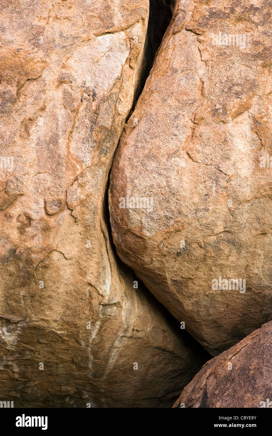 Boulder Patterns - Mowani Mountain Camp - Twyfelfontein, Damaraland ...
