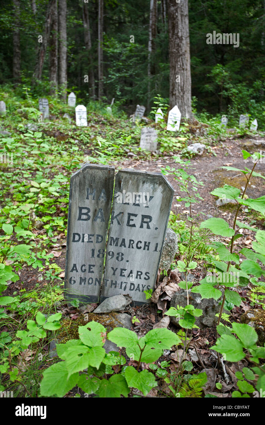 Tombstones. Gold Rush cemetery. Skagway. Alaska Stock Photo - Alamy