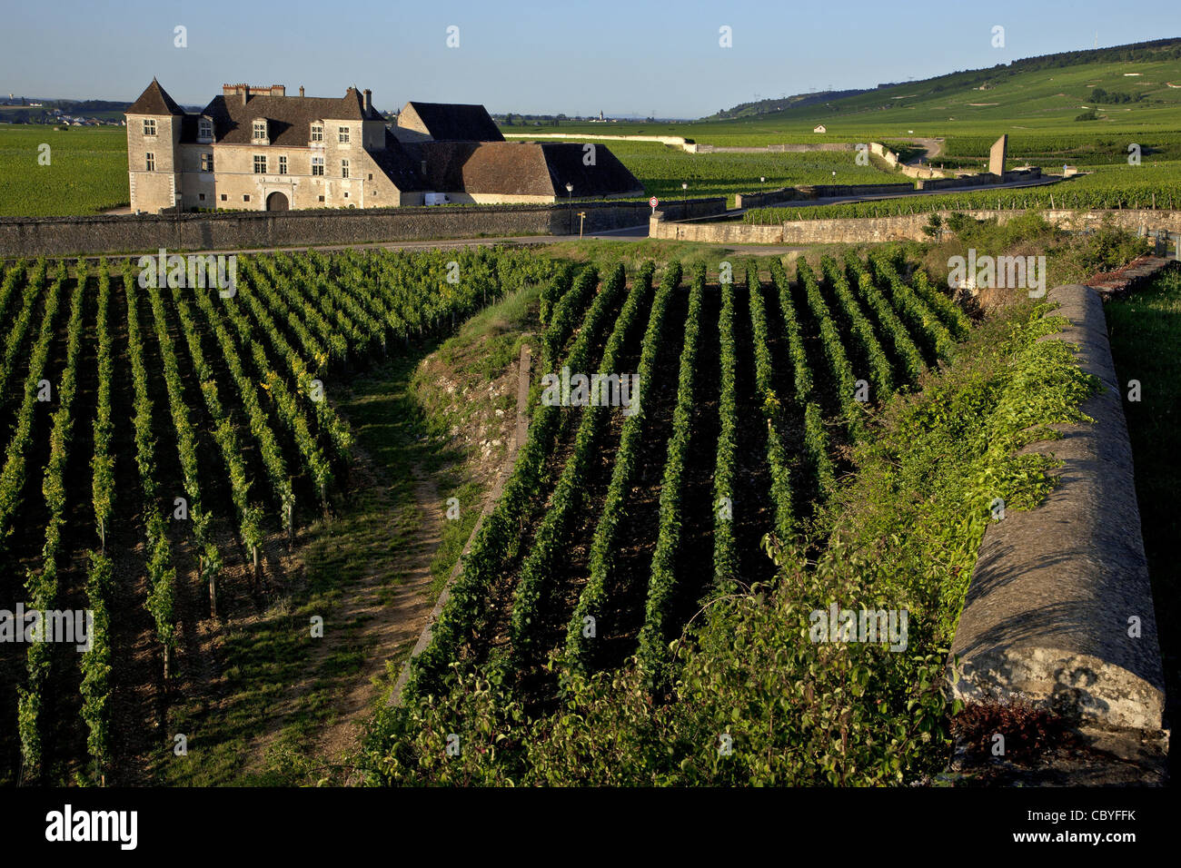 Knights fold hi-res stock photography and images - Alamy