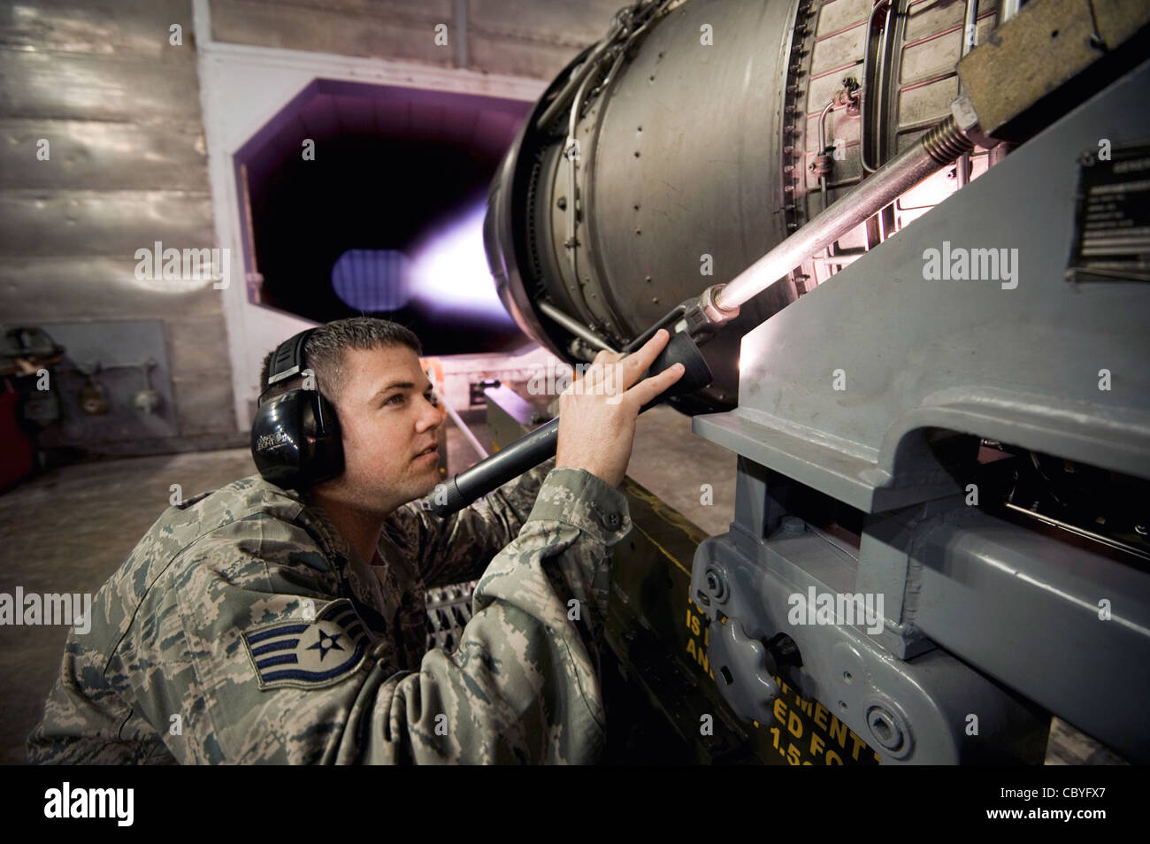 Jet engine test hi-res stock photography and images - Alamy