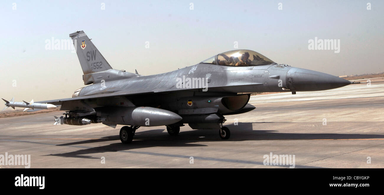 500 pound bomb hi-res stock photography and images - Alamy