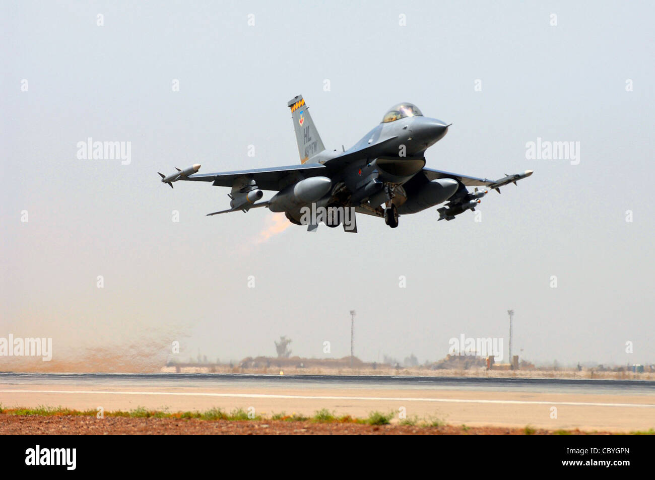 A 421st Expeditionary Fighter Squadron F-16 Fighting Falcon from Hill ...